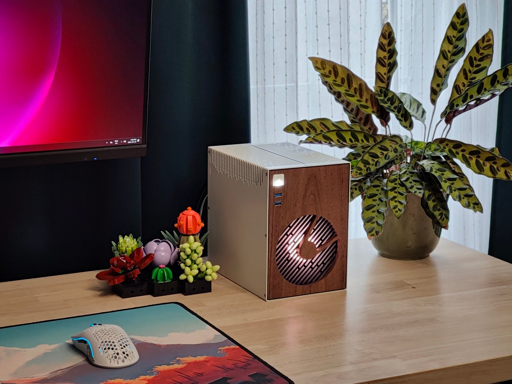 Sputnik SFF Case – Redshift Project